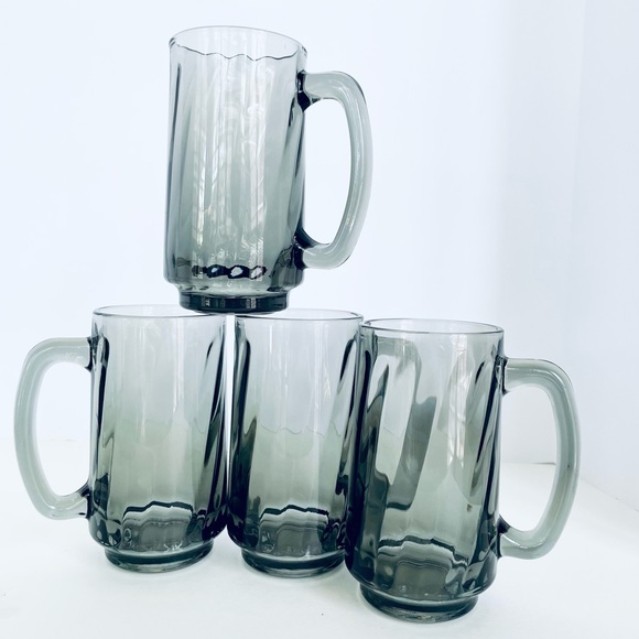 Libbey | Dining | Vintage Mcm Libbey Optic Swirl Smoke Tall Mugs Set Of ...